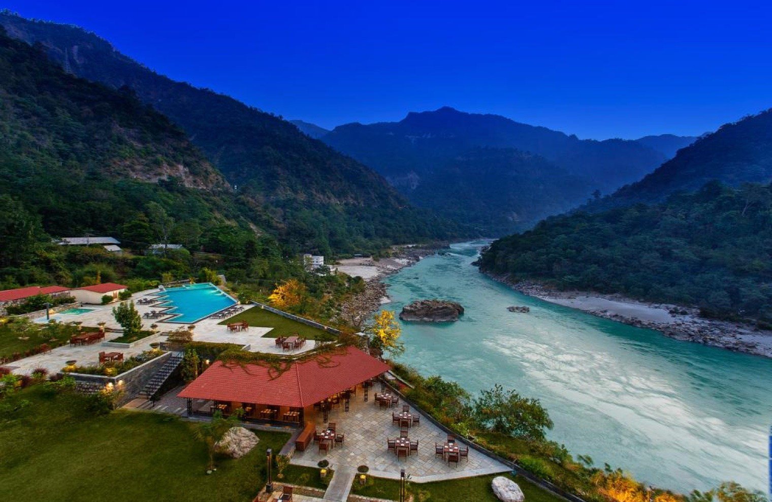 Top 10 Places to Visit in Rishikesh- Best Sightseeing Guide
